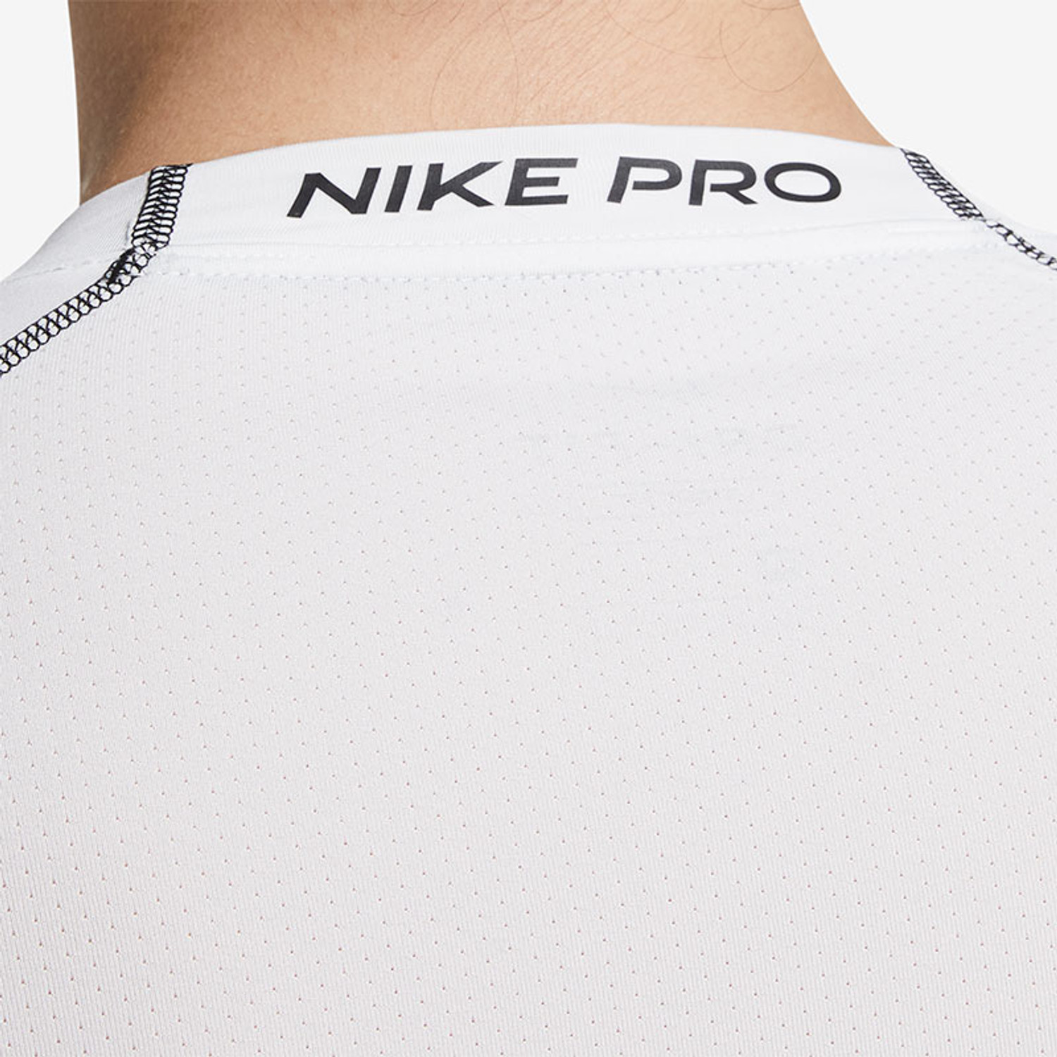 Nike Pro Shortsleeve » TennisDirect.nl