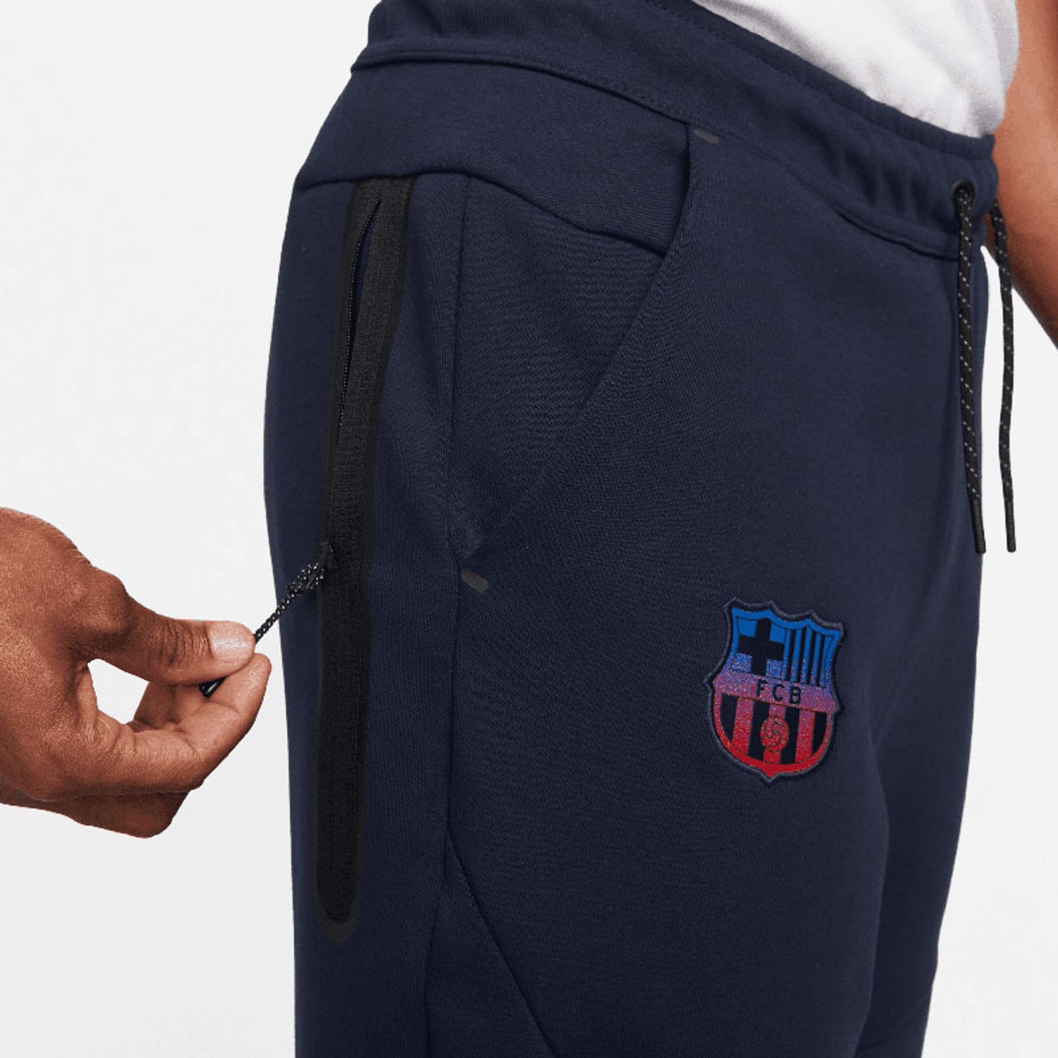 Nike FC Barcelona Tech Fleece Pant 2022-2023 | Bij VoetbalDirect.nl