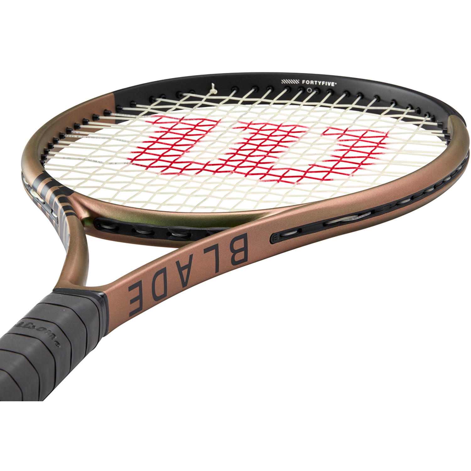 Wilson Blade 100 V8.0 » TennisDirect.nl