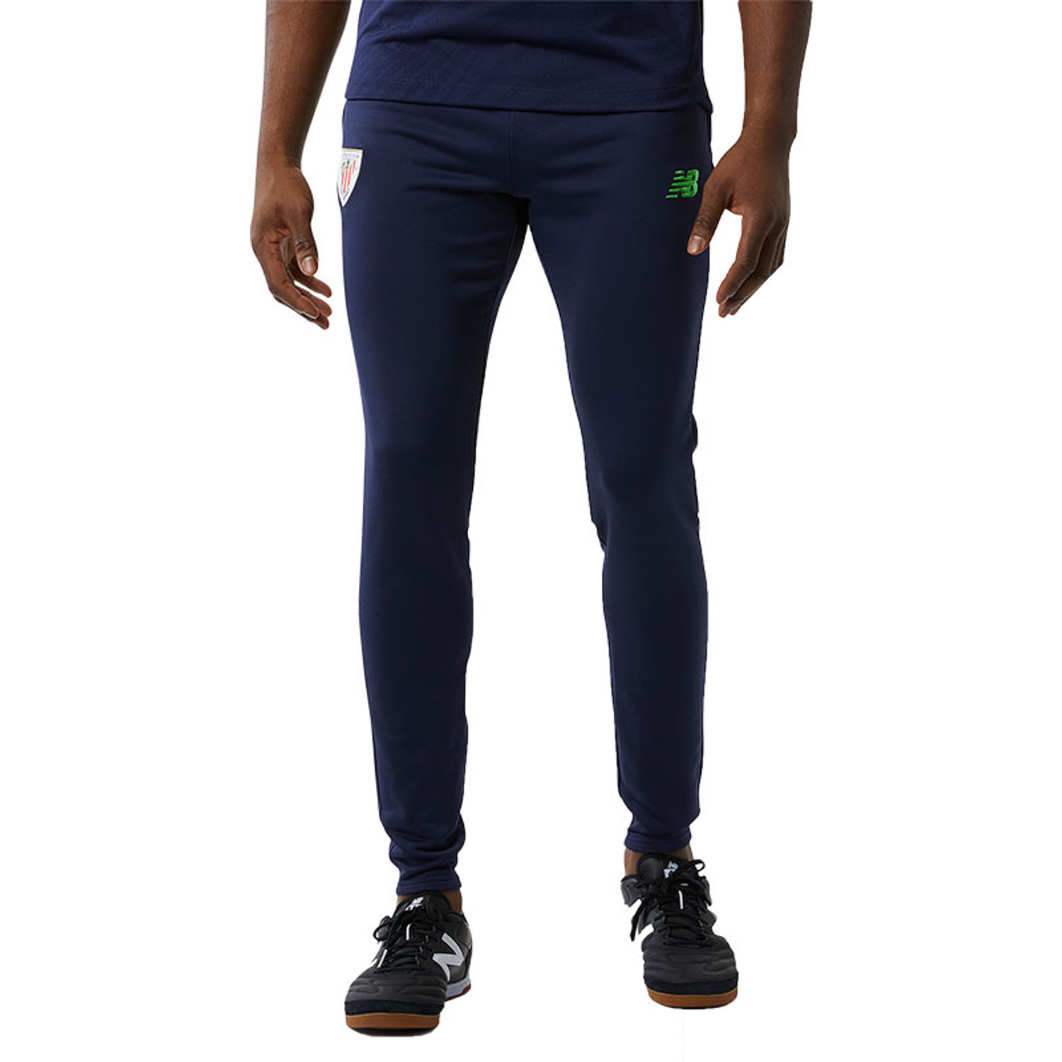 New Balance Athletic Club Slim Training Pant | Bij VoetbalDirect.nl