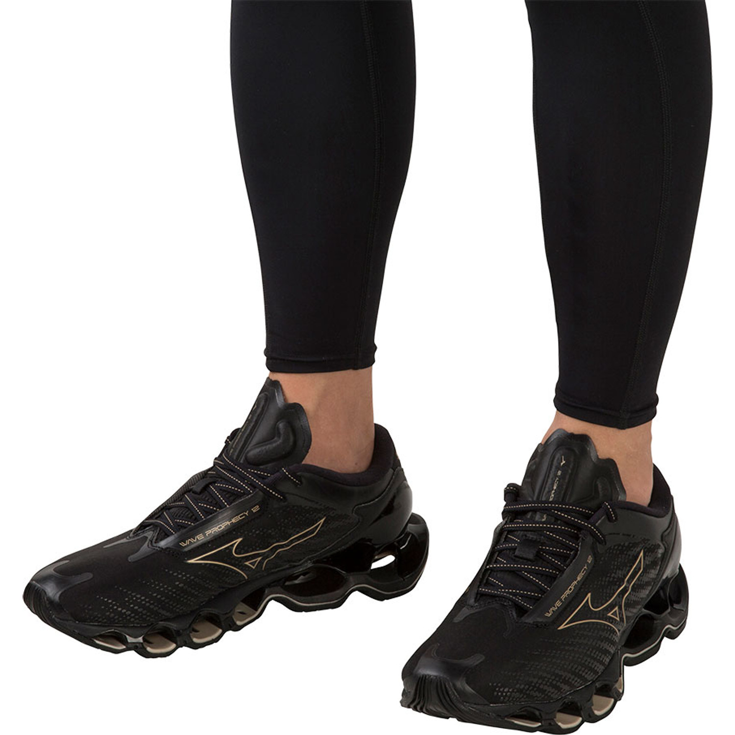 Mizuno prophecy 12 store