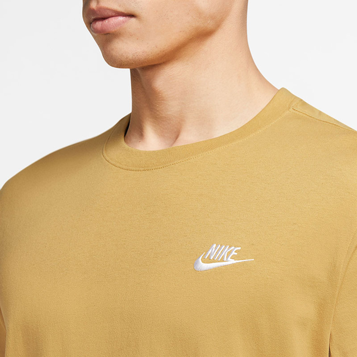 Nike Sportswear Club Tee » TennisDirect.nl