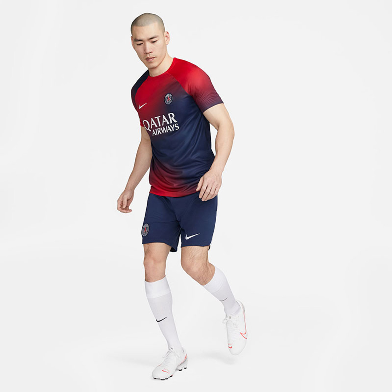 Nike Paris Saint-Germain Pre-Match Top 2023/2024 | Bij VoetbalDirect.nl