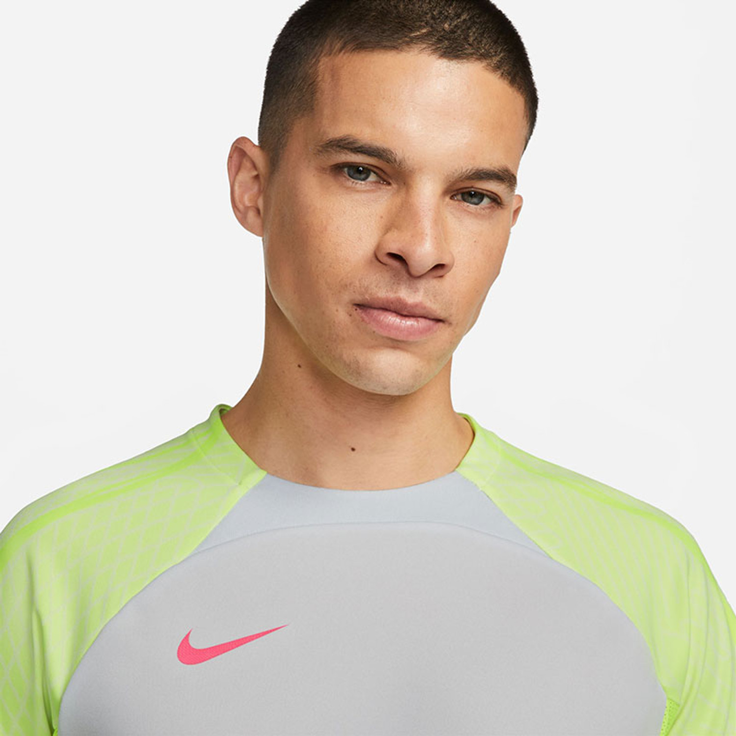 Nike Strike Top | Bij VoetbalDirect.nl