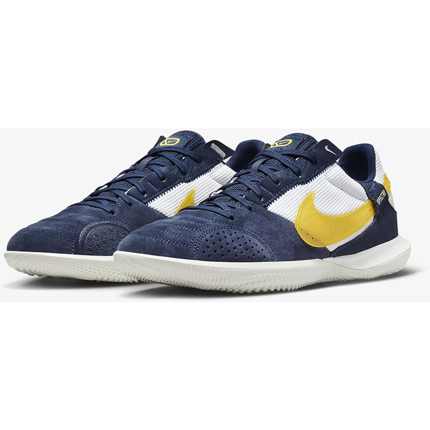 Nike Street Gato | Bij VoetbalDirect.nl