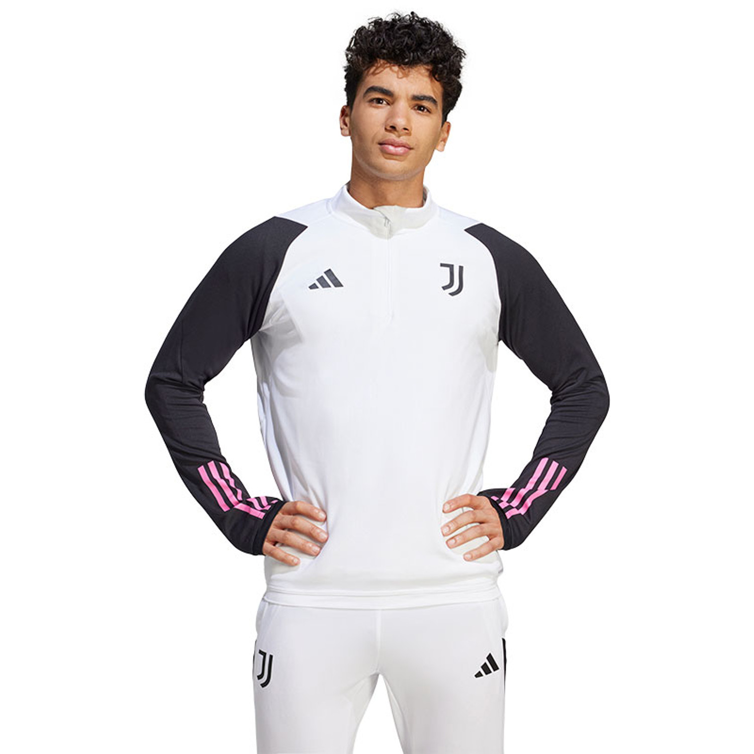 adidas Juventus Training Top 2023/2024 | Bij VoetbalDirect.nl