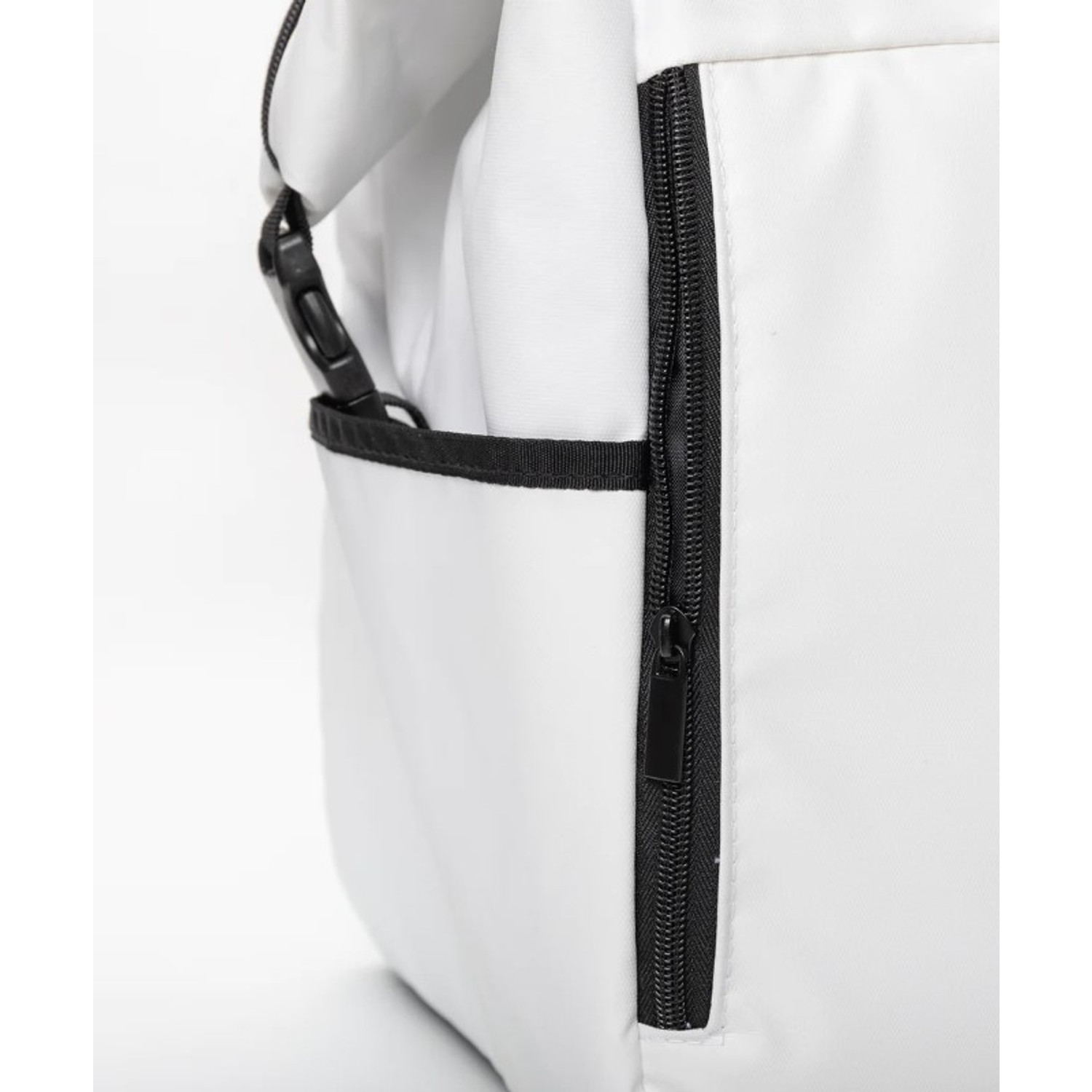 Nordicdots Club Duffle Bag » TennisDirect.com