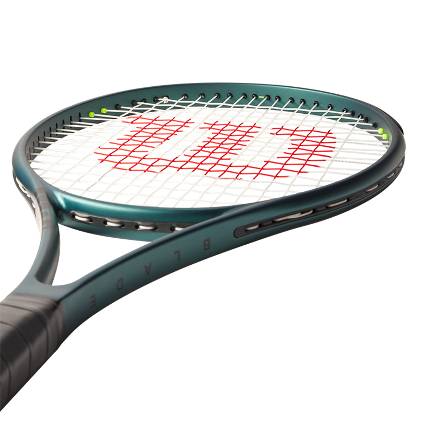 Wilson Blade 104 V9.0 » TennisDirect.nl